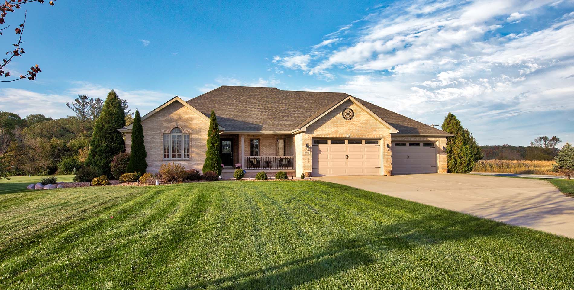 PORTFOLIO - CUSTOM HOMES