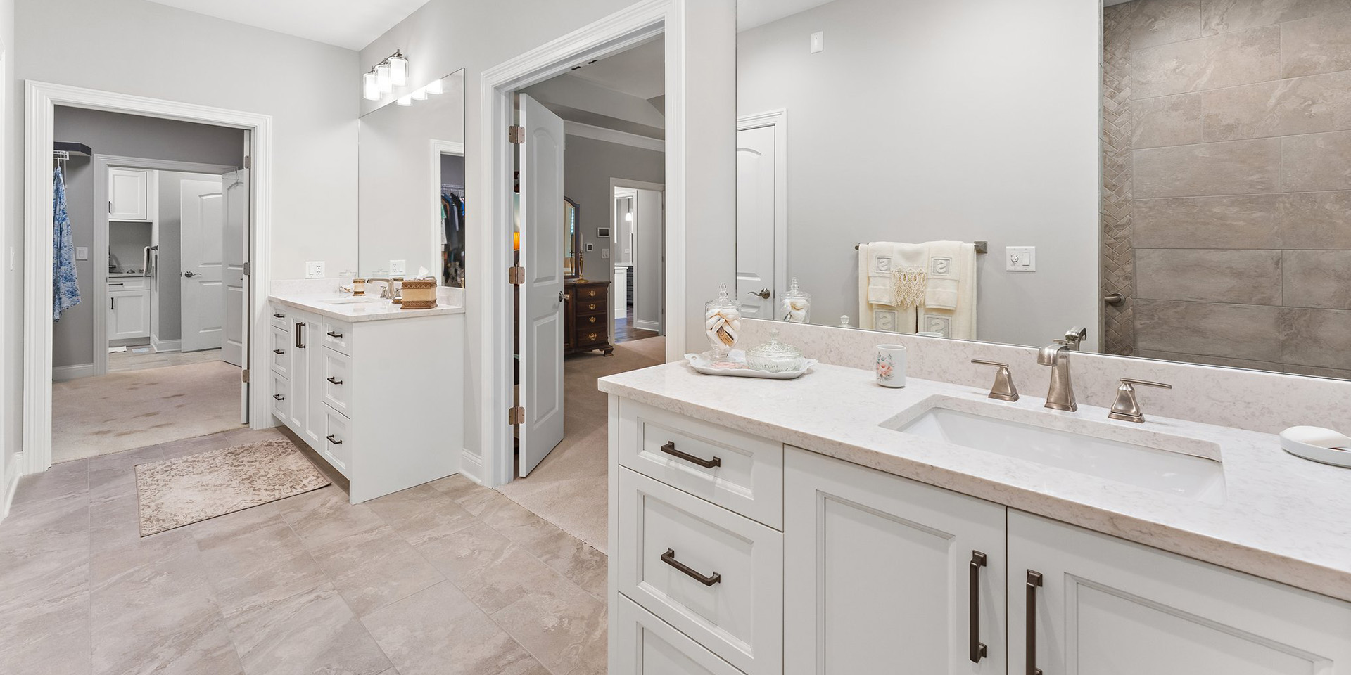 PORTFOLIO - CUSTOM HOMES